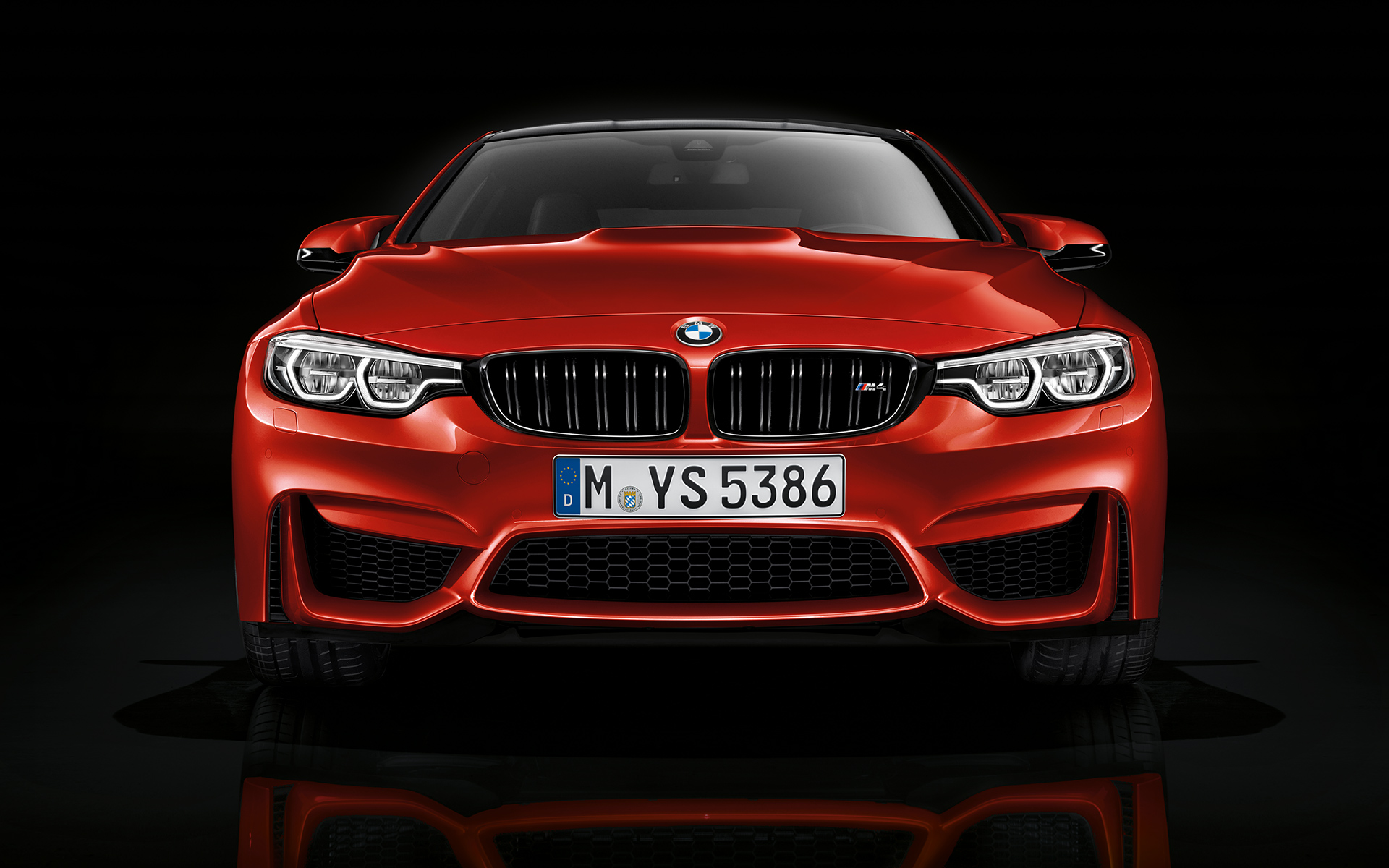 BMW M4 Coupé: Slike in videi